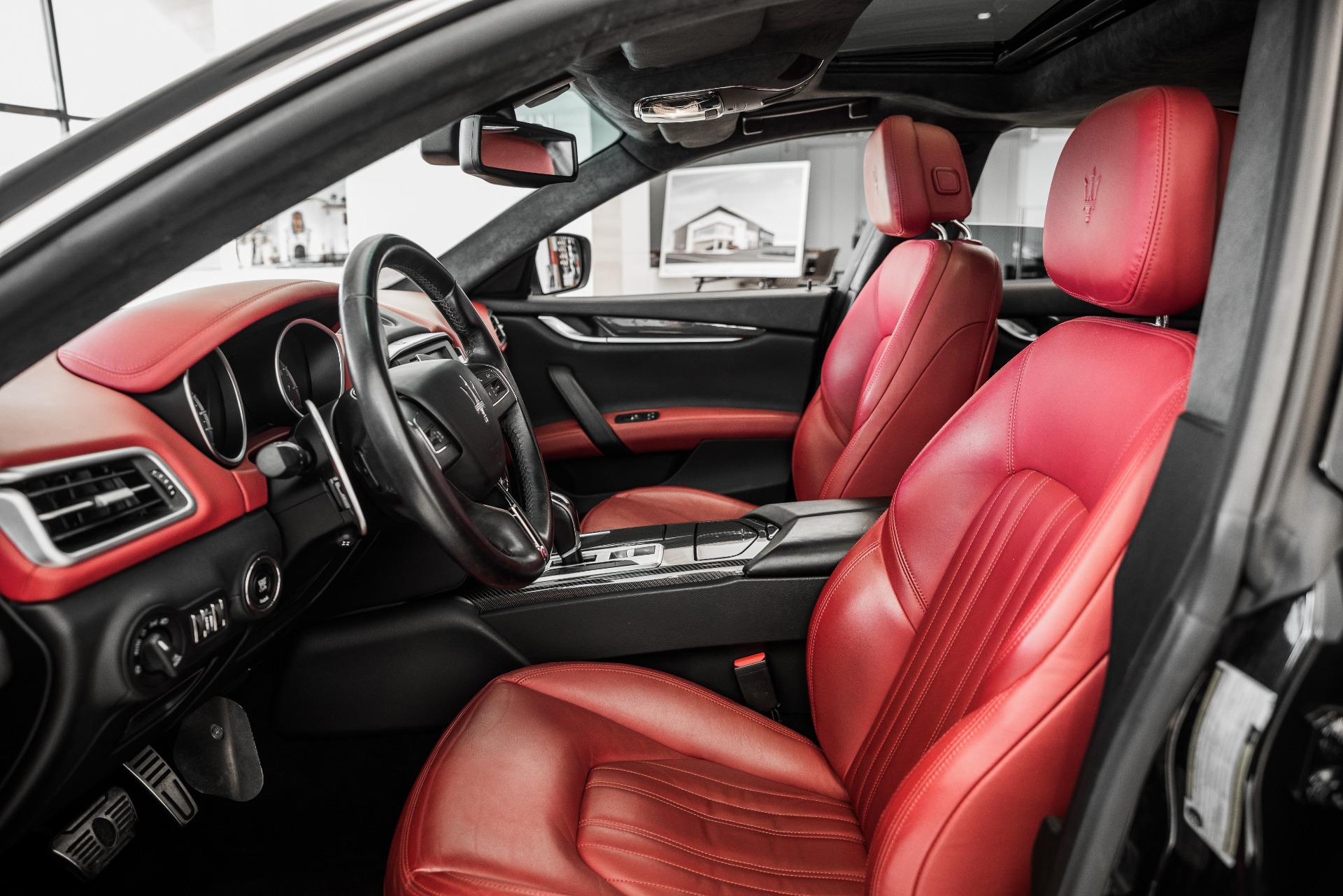 Maserati Ghibli Red Interior