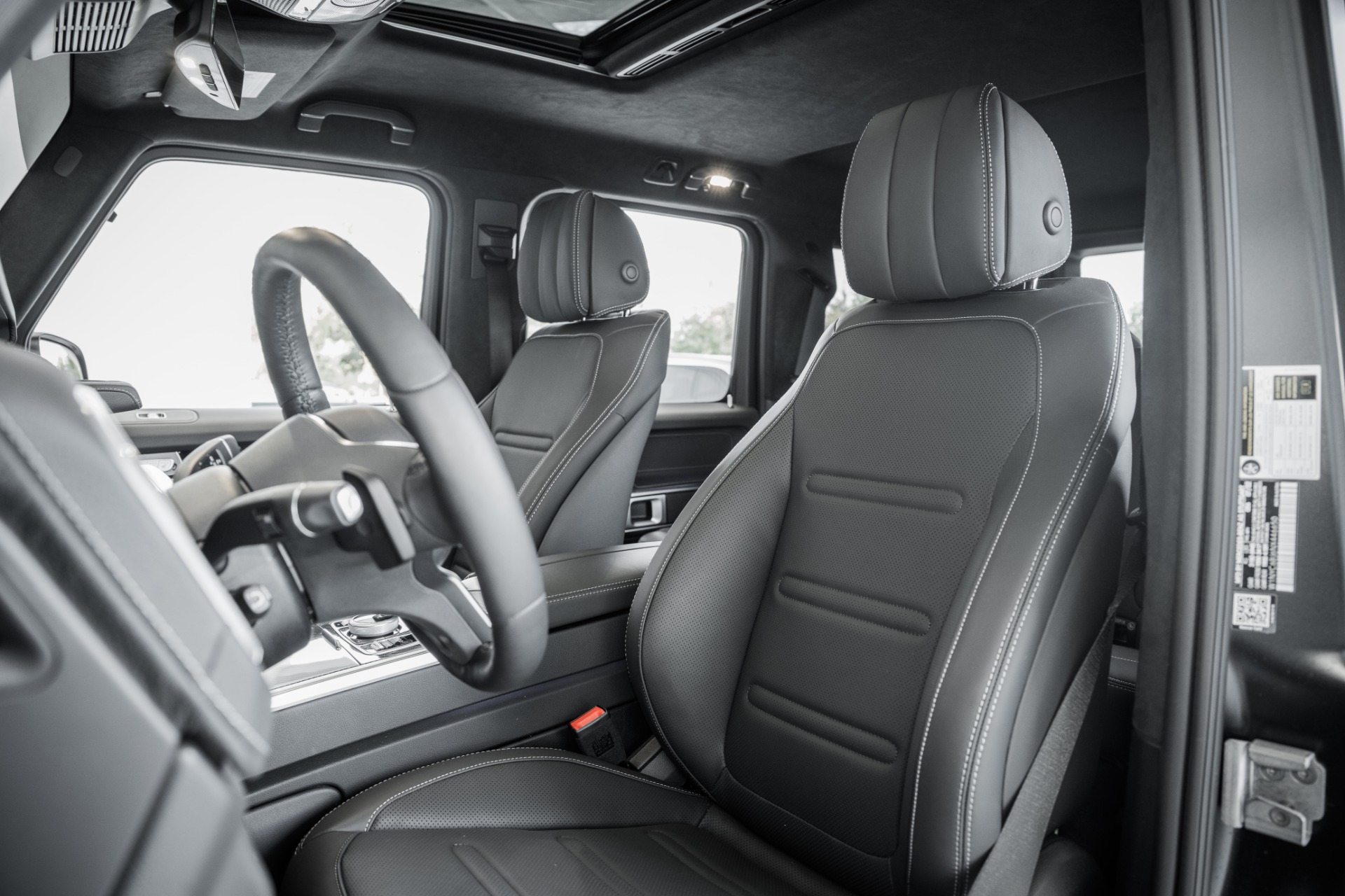 Black Mercedes G Class 2022 Interior