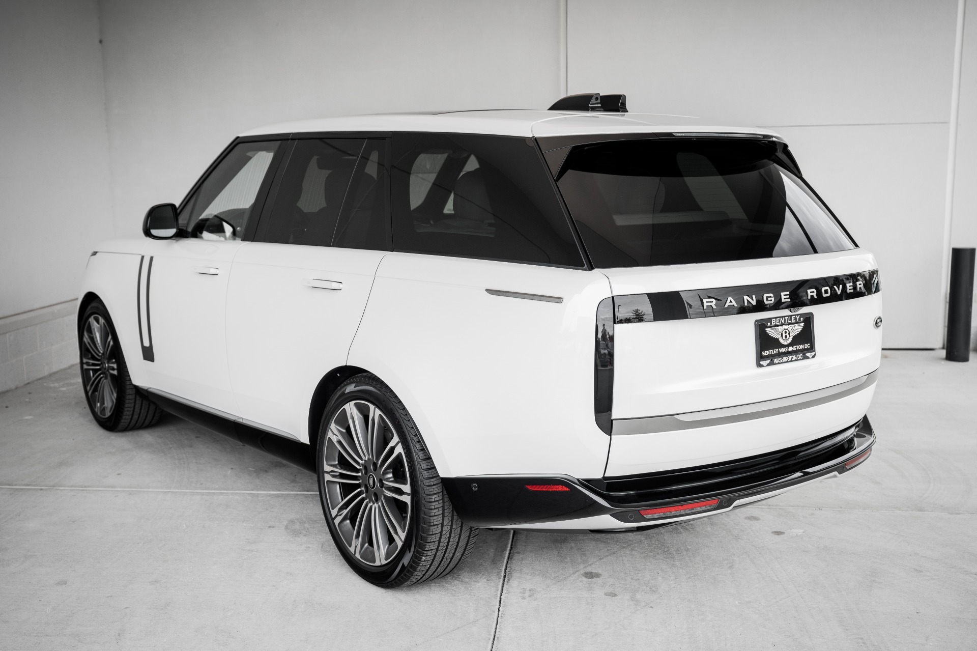 Cream Range Rover