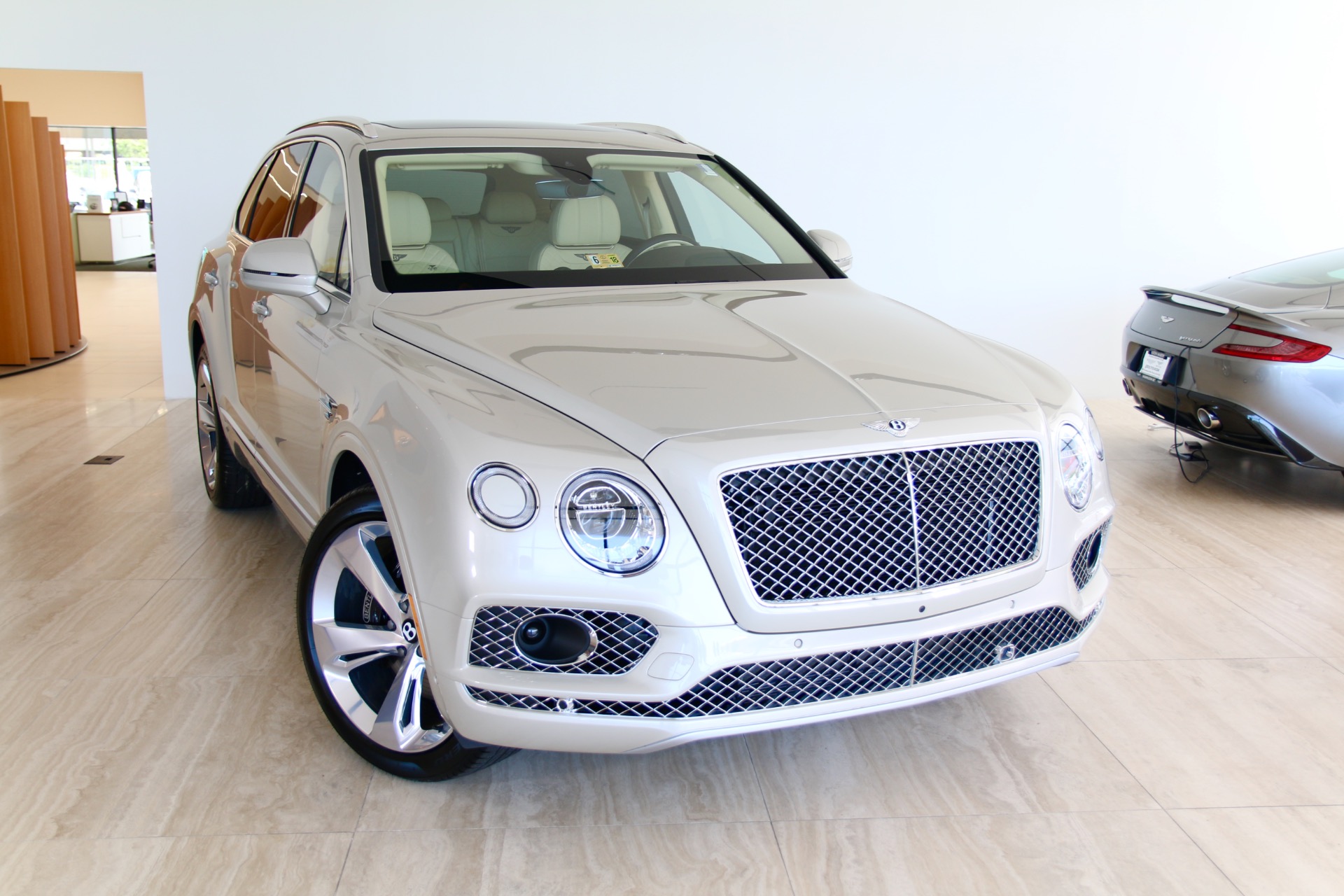 New 2018 Bentley BENTAYGA W12 SIGNATURE For Sale (Sold) | Bentley ...