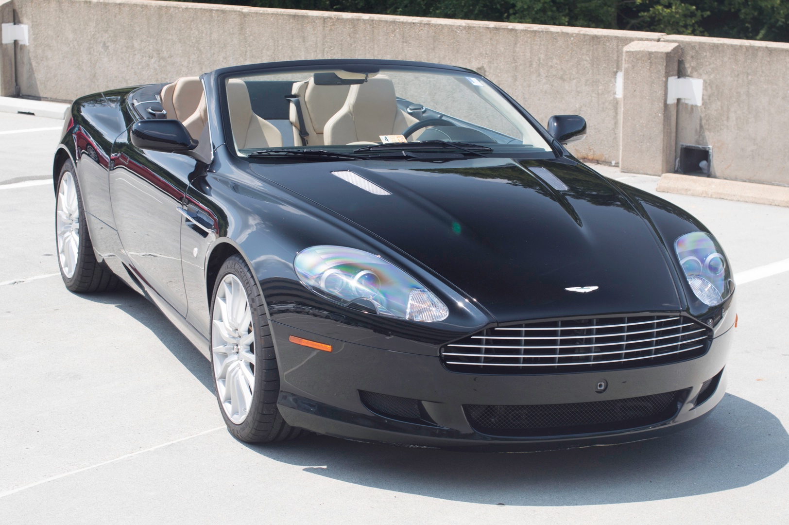 Aston Martin Db9 Convertible Black